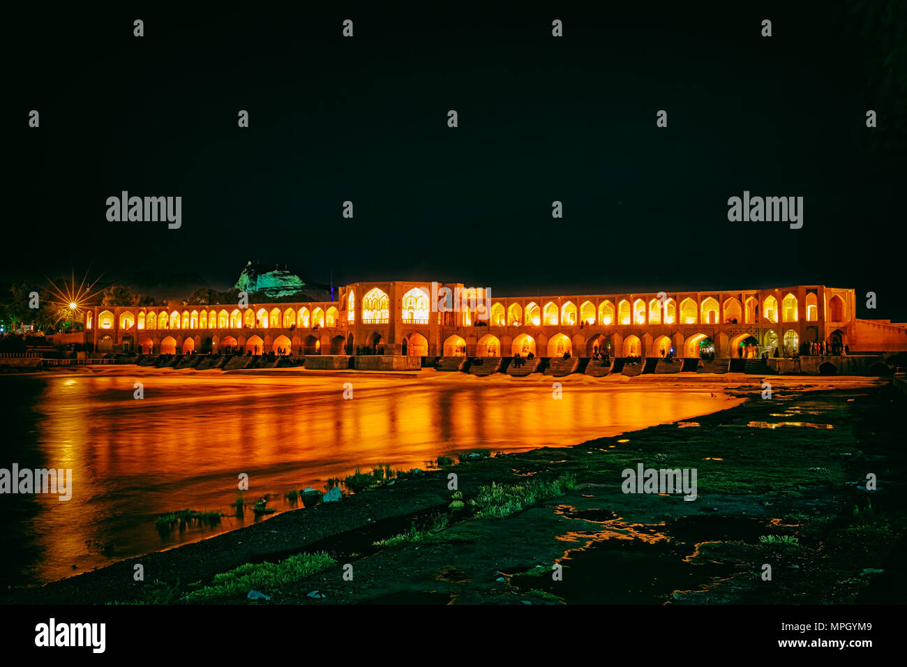Khaju Bridge Isfahan Stock Photo - Alamy