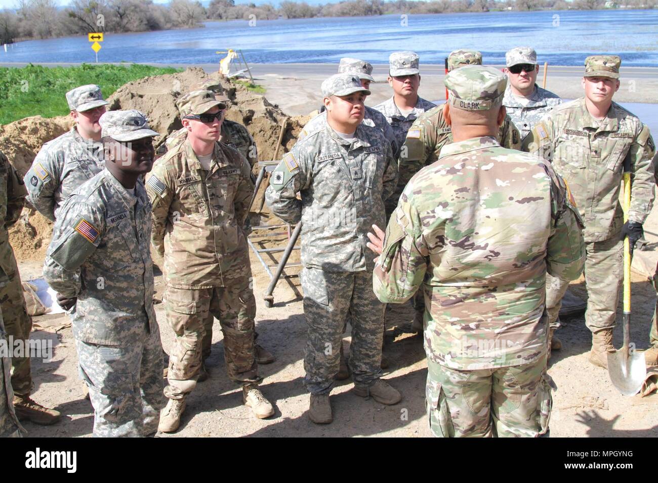 Orovilledamflood17 hi-res stock photography and images - Alamy