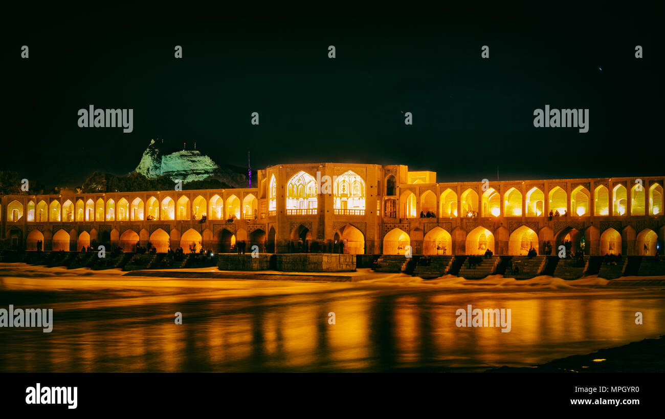 Khaju Bridge Isfahan Stock Photo - Alamy