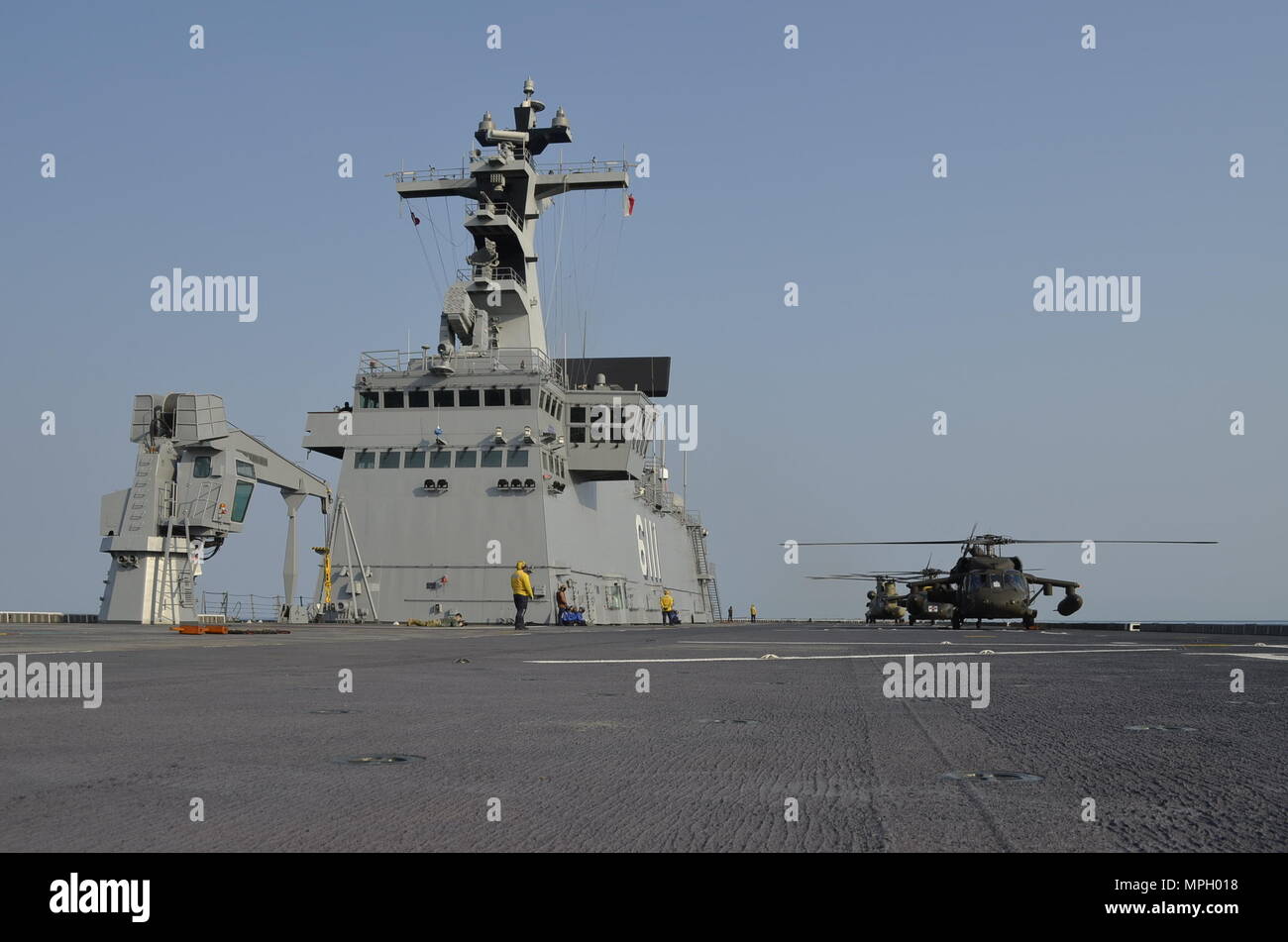 Soldiers from the 2nd Combat Aviation Brigade, 2nd Infantry Division ...