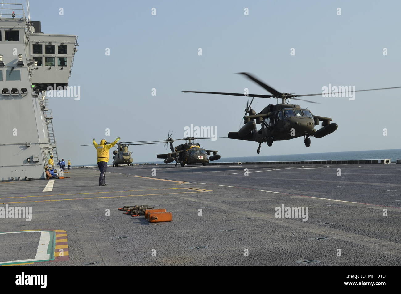 Soldiers from the 2nd Combat Aviation Brigade, 2nd Infantry Division ...