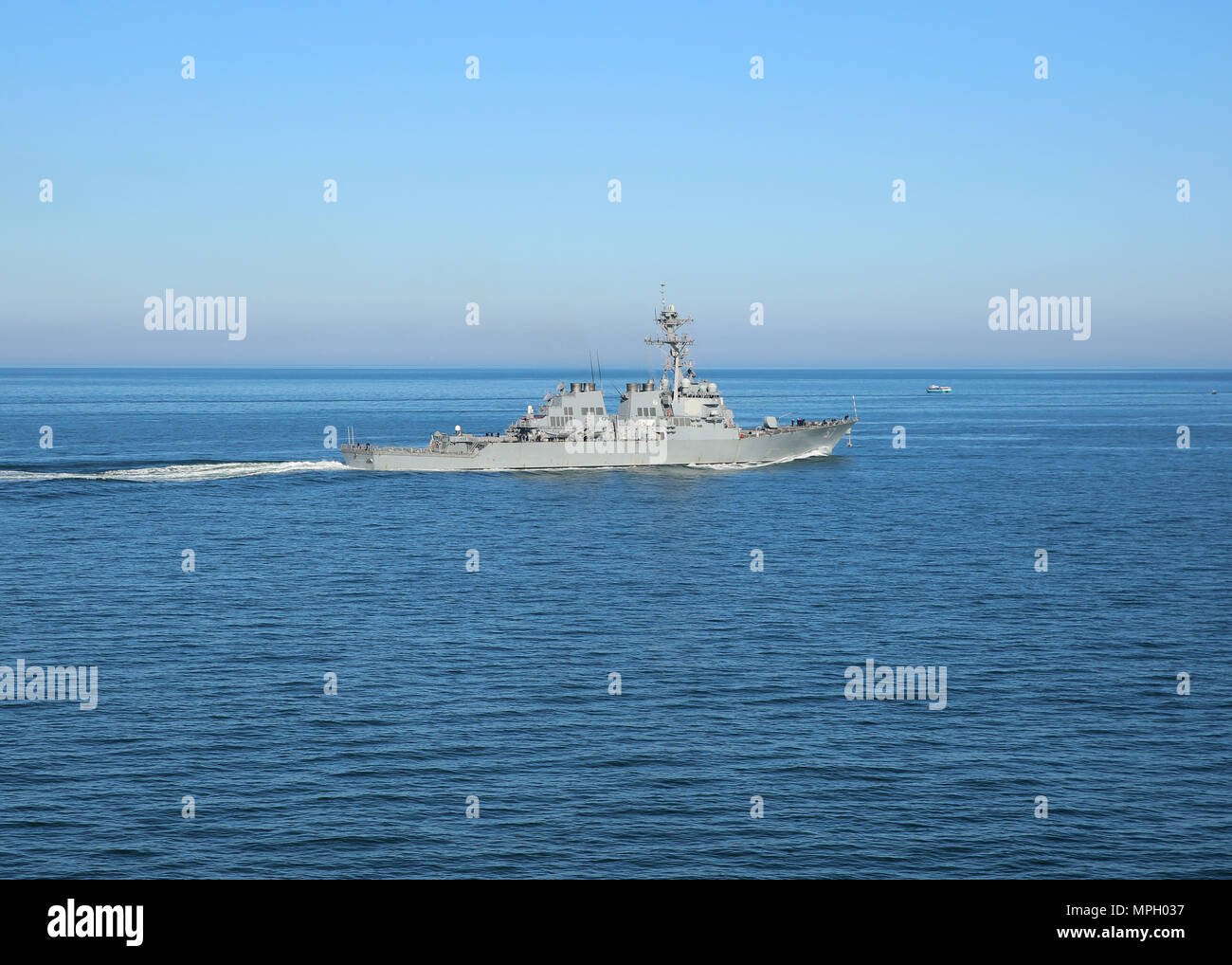 170220-N-OH262-478 NORFOLK (Feb. 20, 2017) The guided-missile destroyer ...