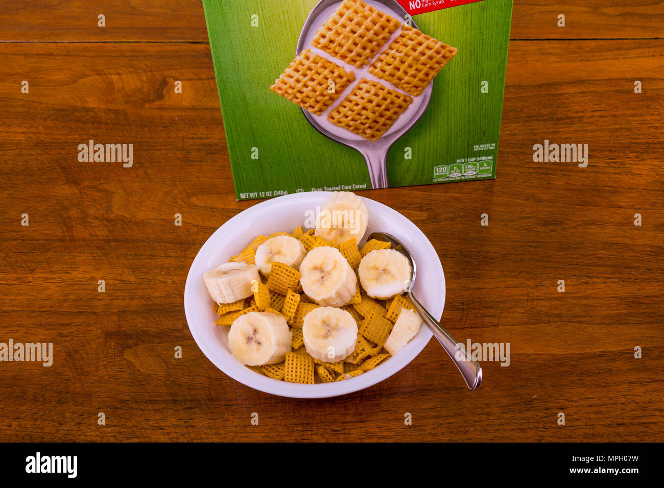 Crunchy corn hi-res stock photography and images - Alamy