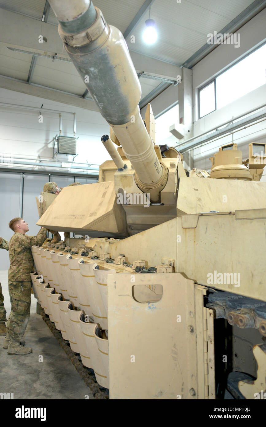 Abram reactive armor tiles hi-res stock photography and images - Alamy