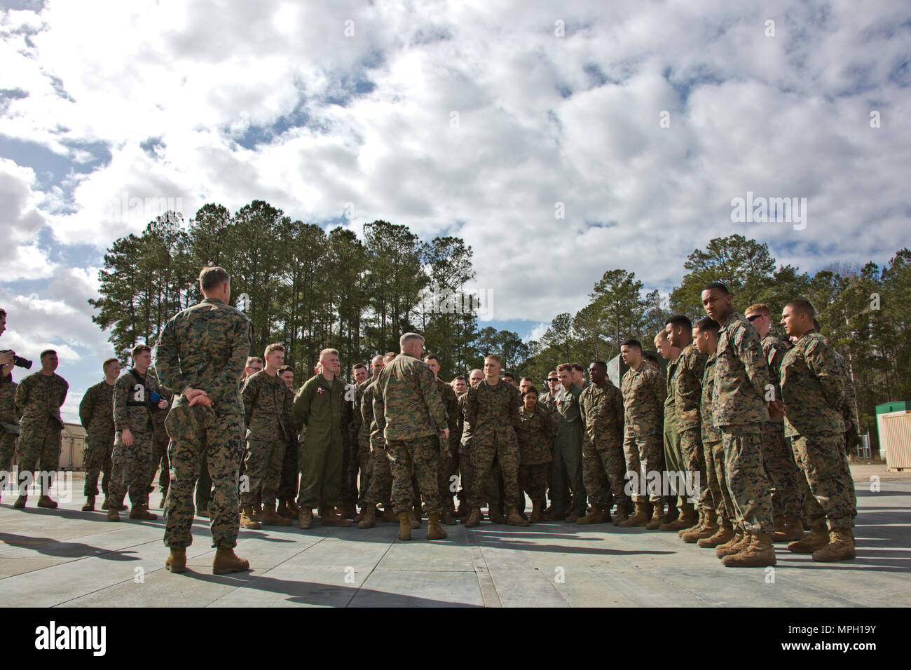 Unmanned aerial vehicle squadron 2 vmu 2 hi-res stock photography and ...