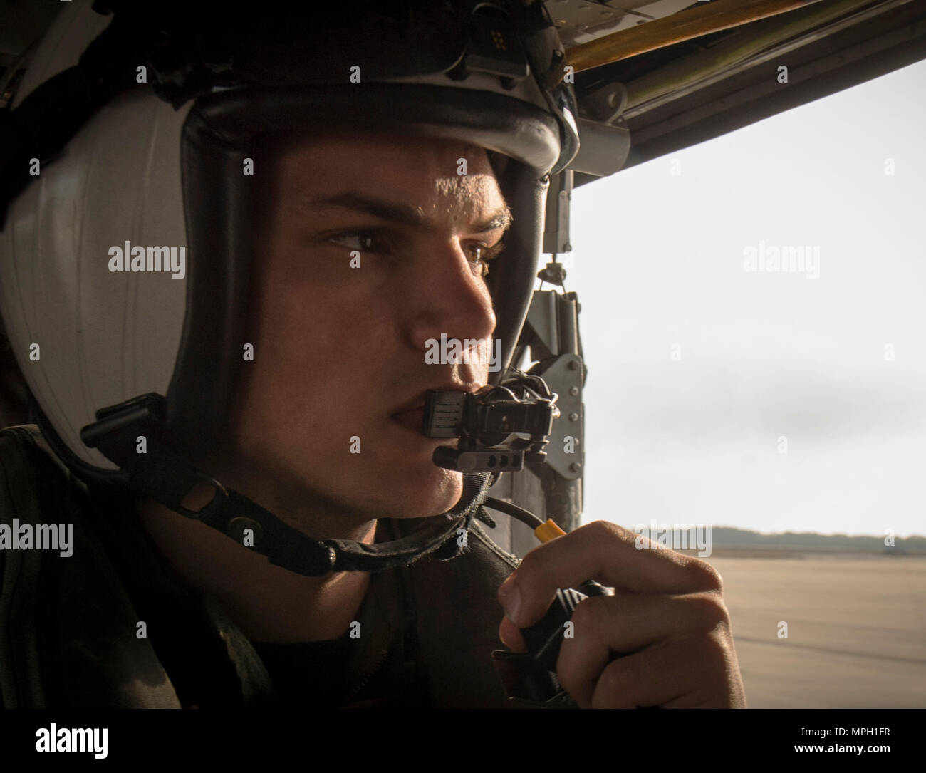 A U.S. Navy pilot from Helicopter Sea Combat Squadron 5 performs pre ...