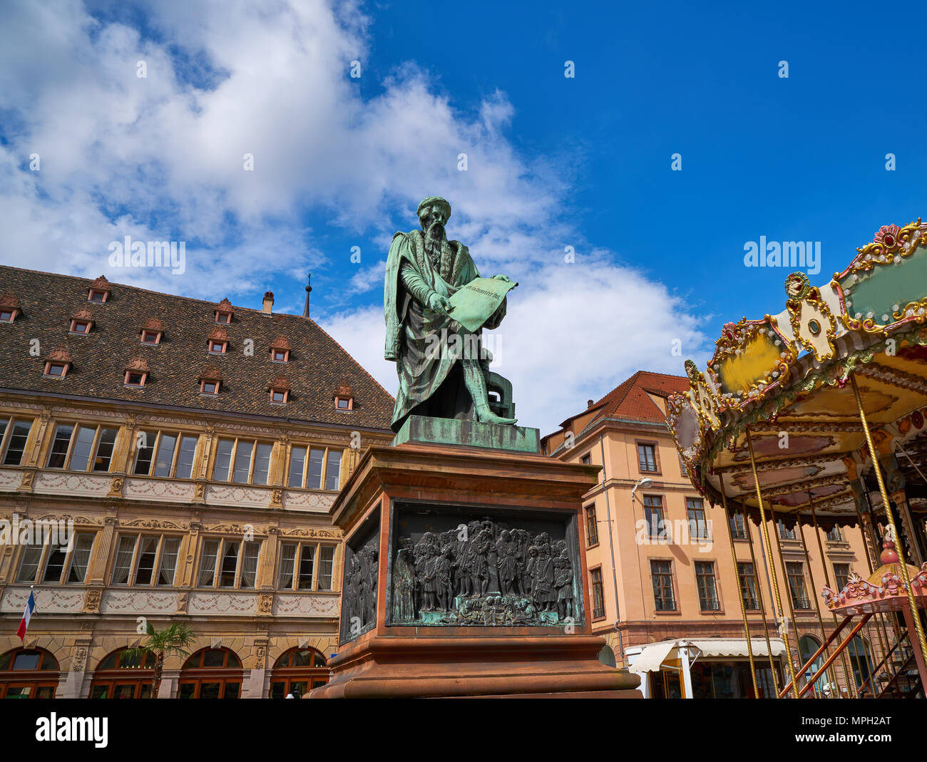 Gutenberg statue hi-res stock photography and images - Alamy