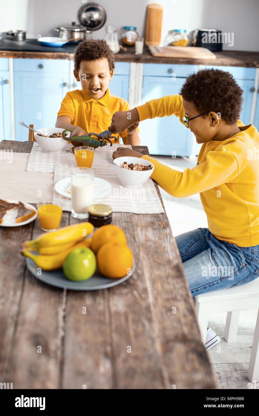 Food fight kitchen hi-res stock photography and images - Alamy