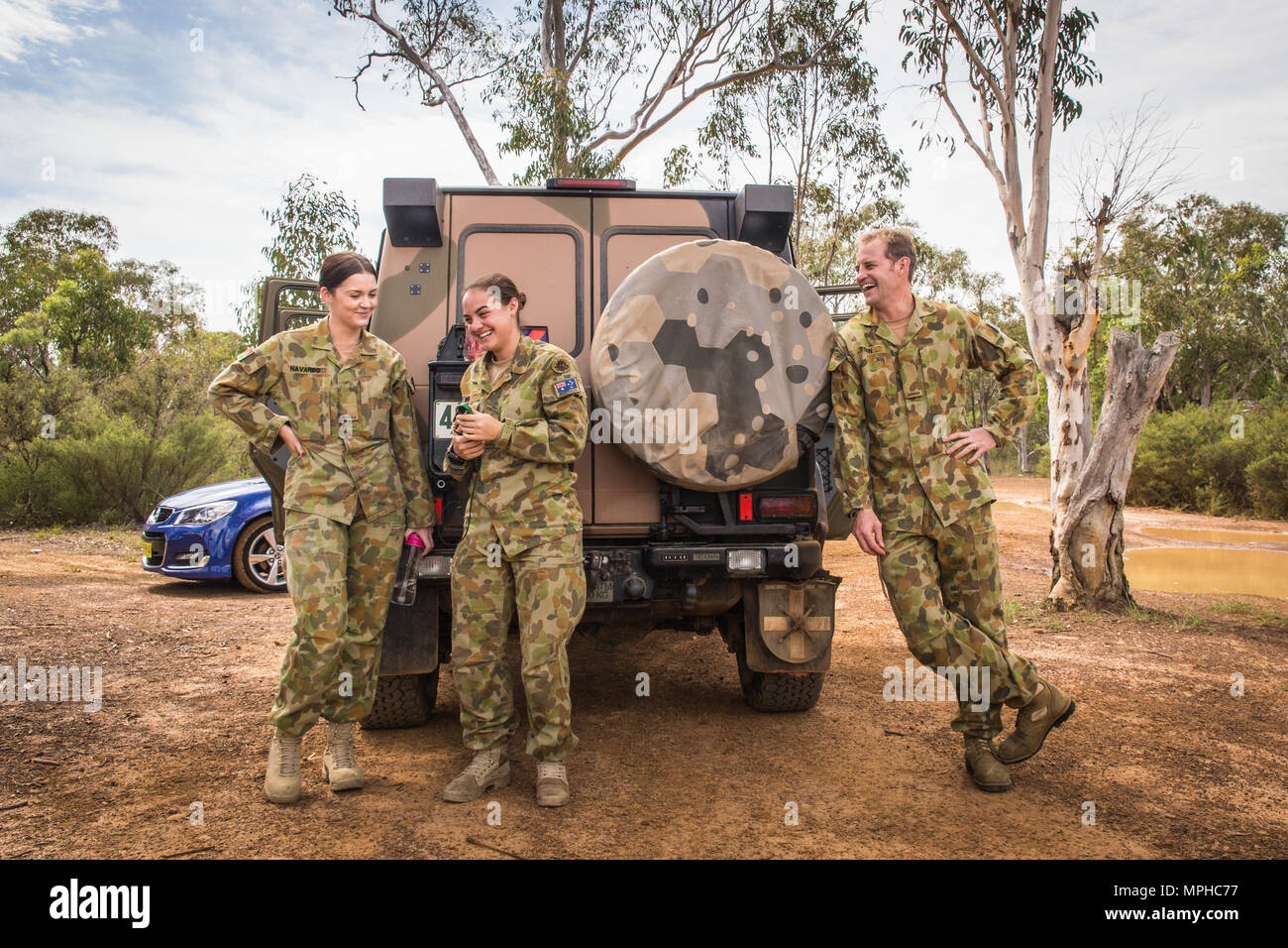 Australian Army Private Katelyn Navarro, Private Mikayla Wray and ...
