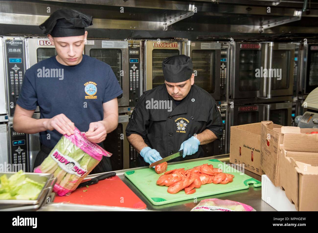 170313-N-JH384-001 NORFOLK, Va. (March 13, 2017) Culinary Specialist ...