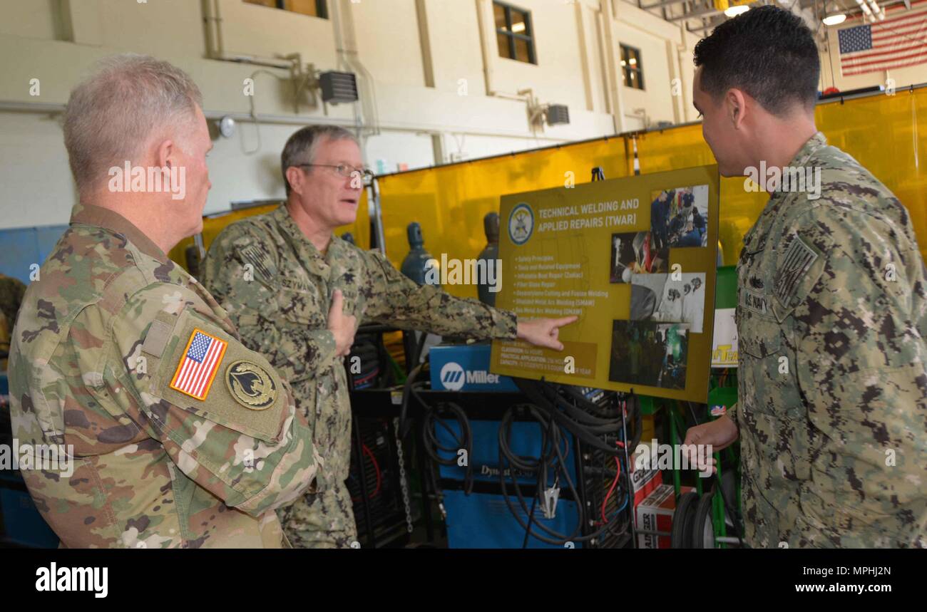 STENNIS SPACE CENTER, Miss. -- Gen. Raymond "Tony" Thomas, commanding ...