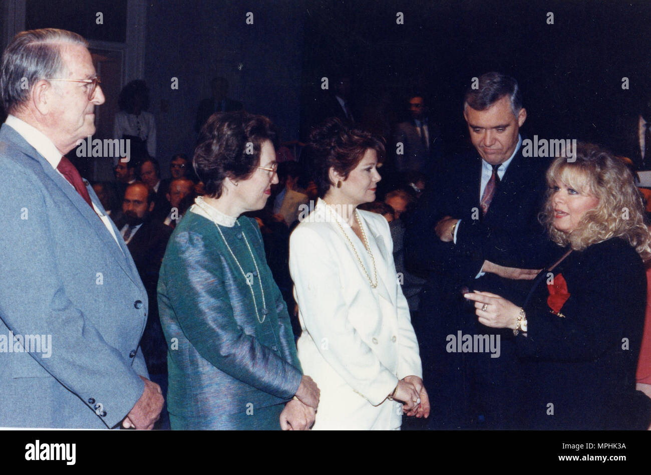 ROSKENS- END HUNGER AWARDS 1990 - Interactions at awards ceremony Stock ...