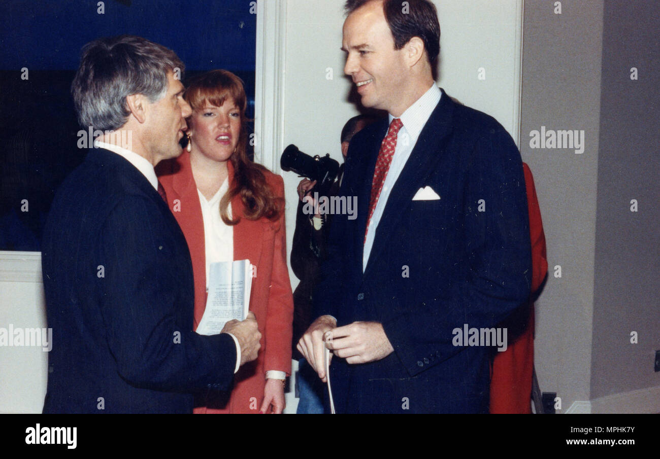 ROSKENS- END HUNGER AWARDS 1990 - Interactions at awards ceremony Stock ...