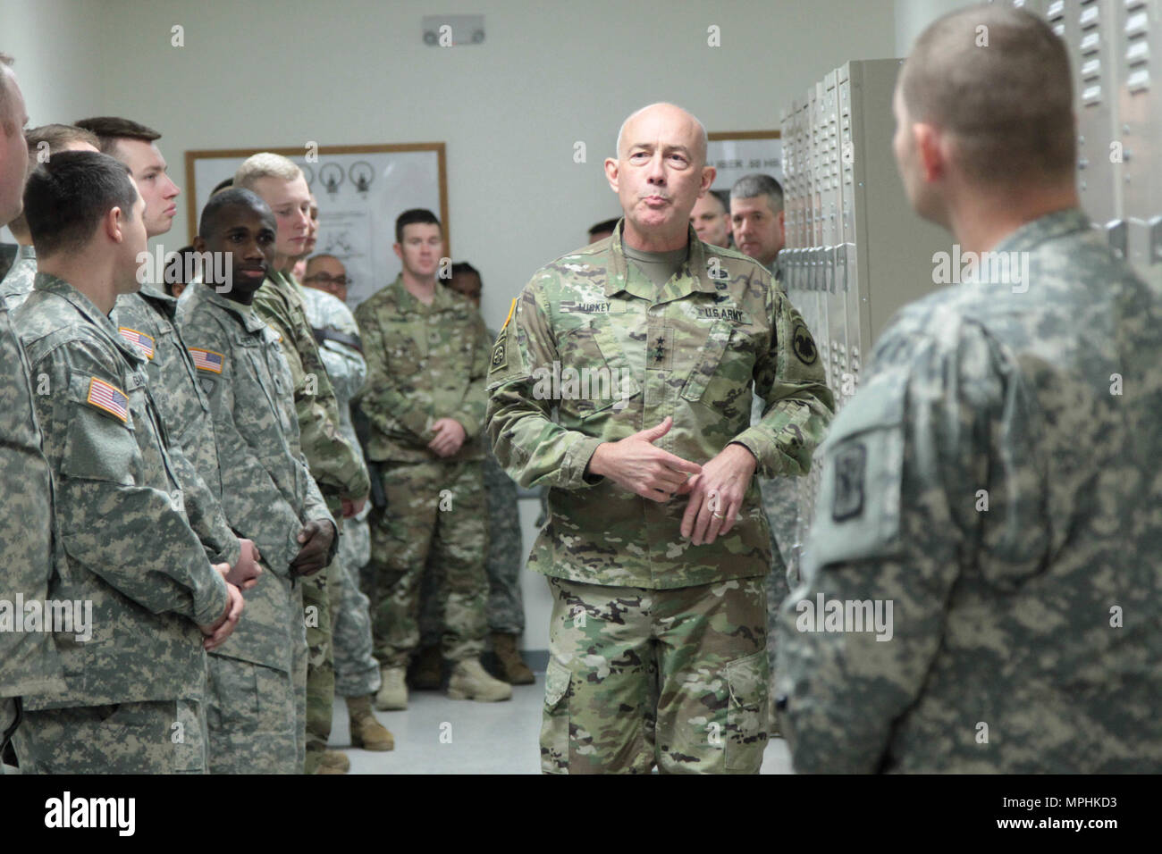 The Chief of Army Reserve and Commanding General, United States Army ...