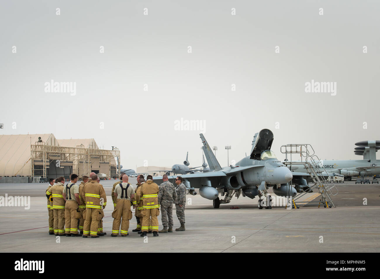 Raaf iraq hi-res stock photography and images - Alamy