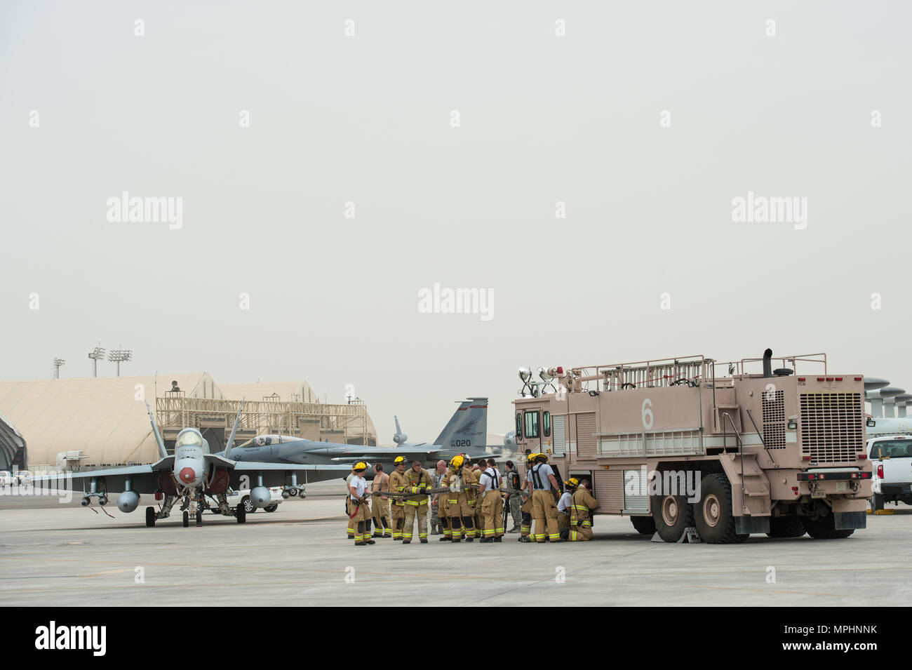 Raaf iraq hi-res stock photography and images - Alamy