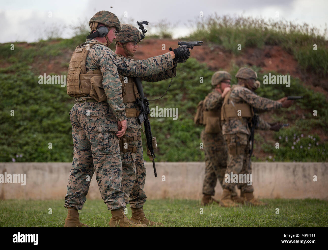 MARINE CORPS BASE HAWAII – Staff Sgt. Kyle Nicholson, an amphibious ...