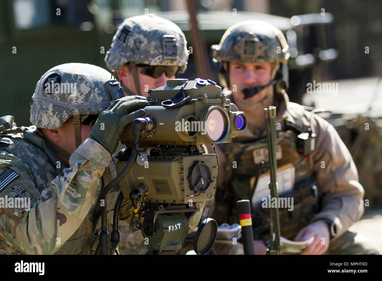 A U.S. Army Fire Controls Specialist with the 101st Airborne Division ...