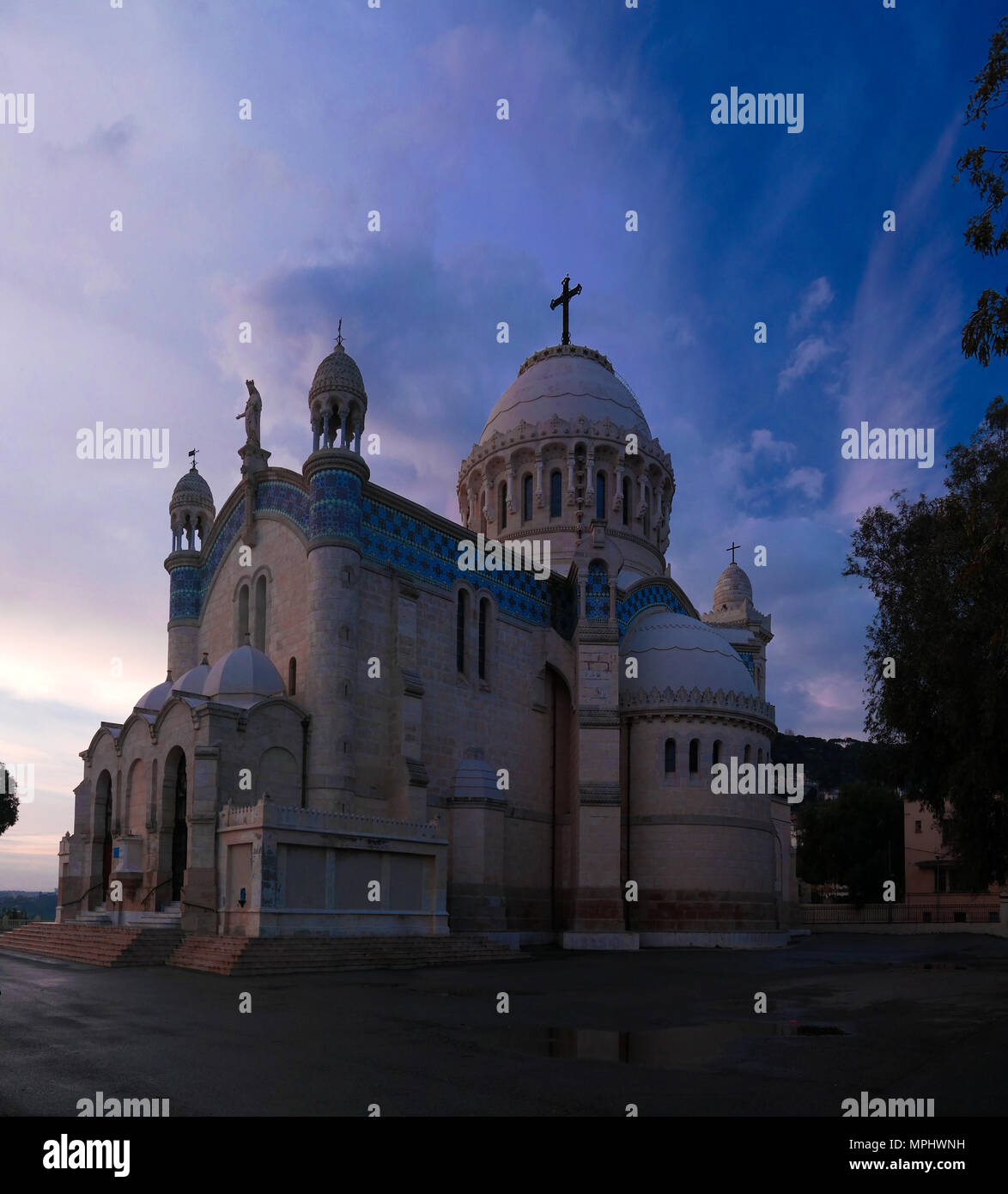 Algeria temple hi-res stock photography and images - Alamy
