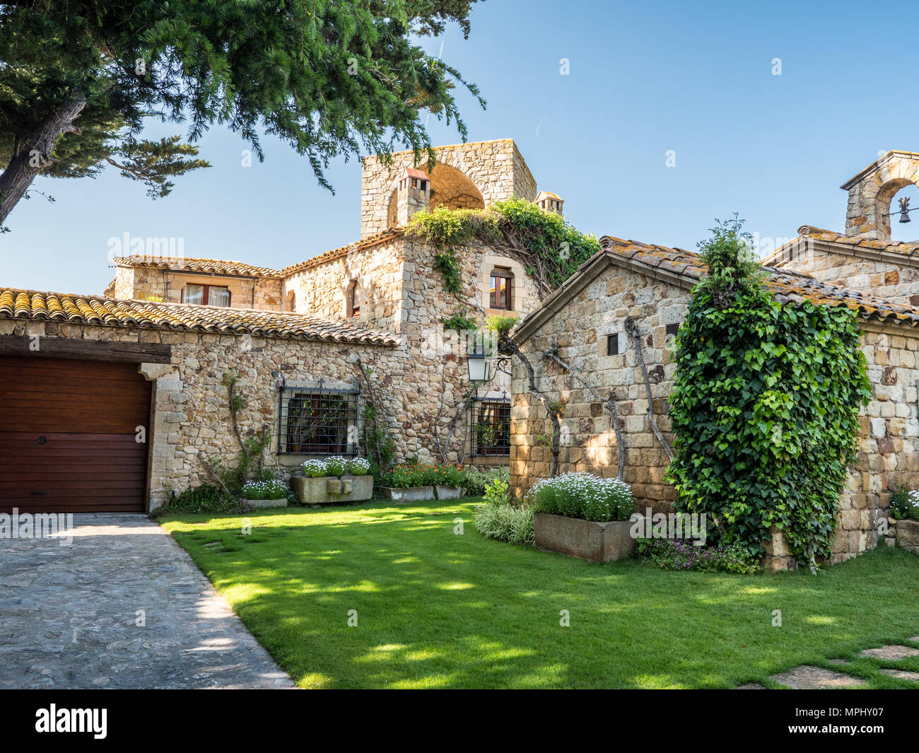 Pals village hi-res stock photography and images - Alamy