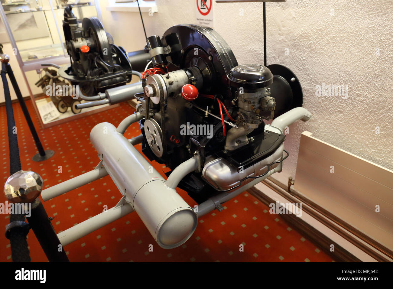 Vw kubelwagen hi-res stock photography and images - Alamy