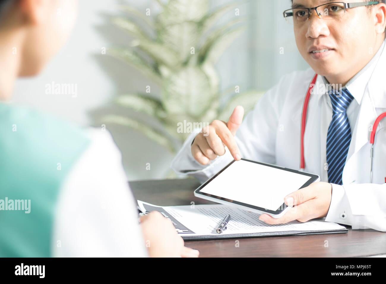 Cancer information service hi-res stock photography and images - Alamy