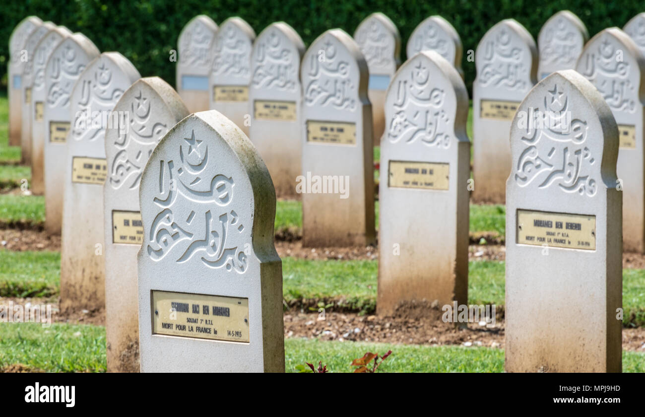 War graves muslim ww1 soldiers hi-res stock photography and images - Alamy