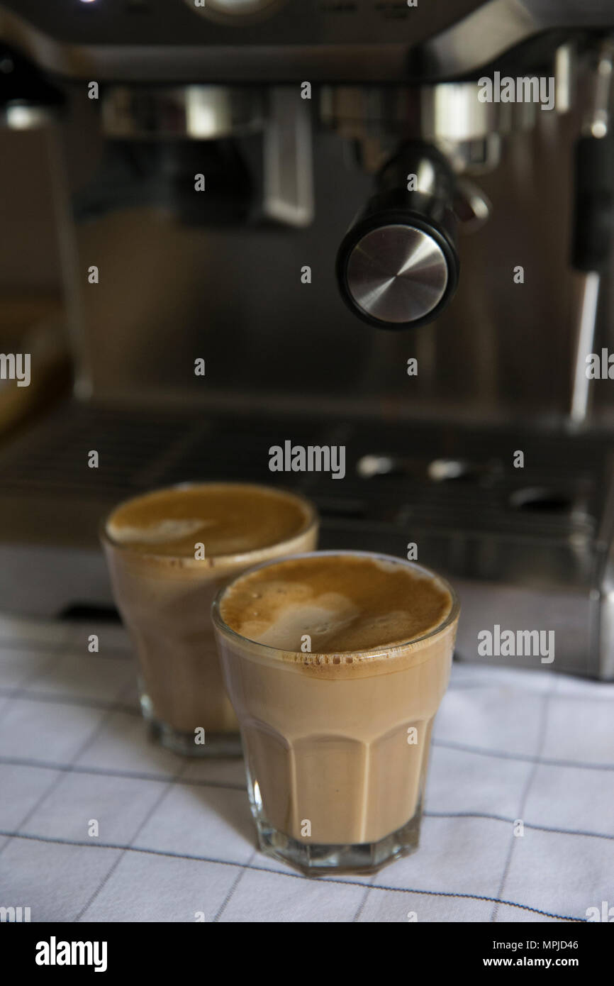 Cafe expresso hi-res stock photography and images - Alamy