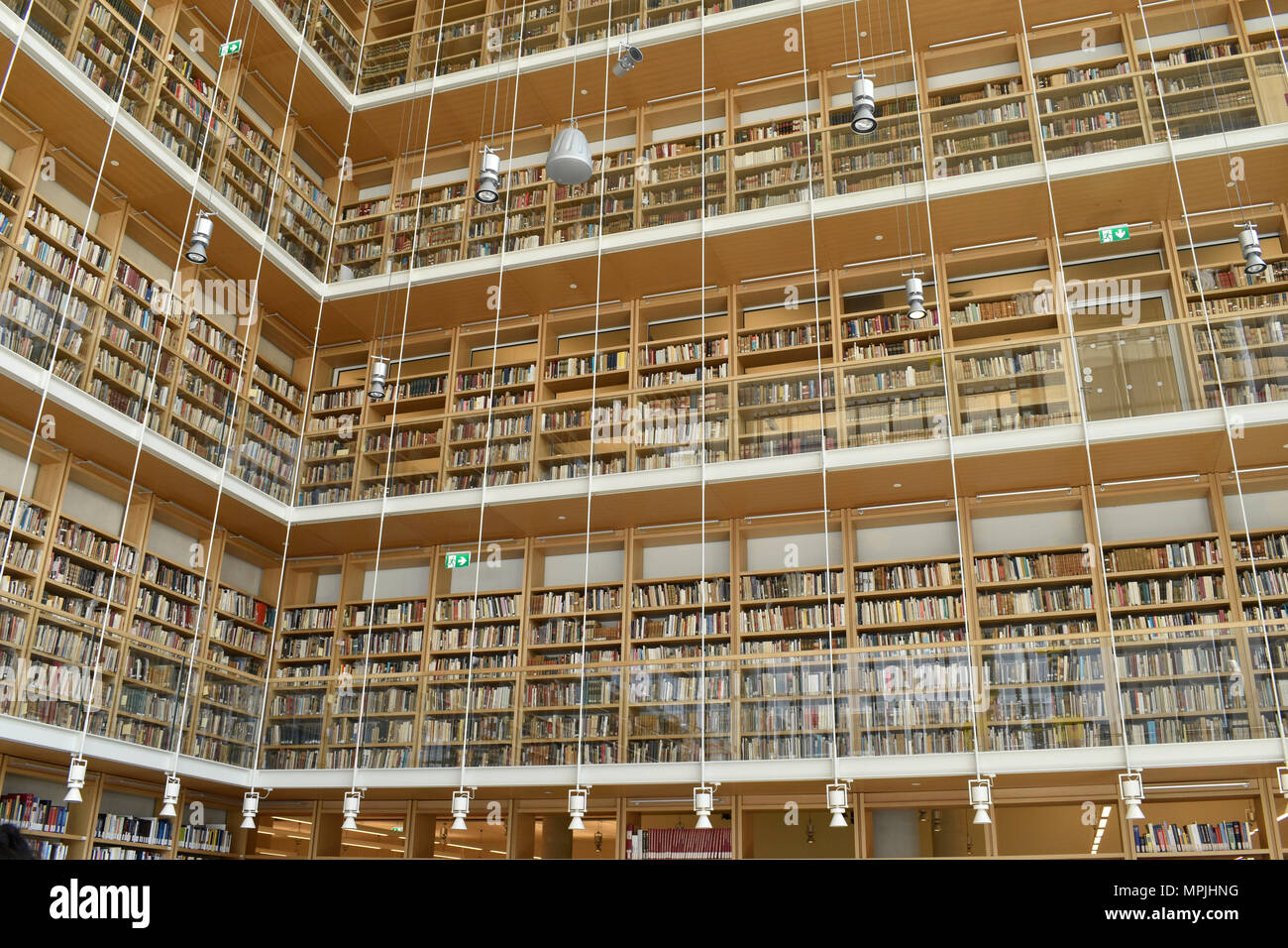 Stavros niarchos cultural center hi-res stock photography and images ...