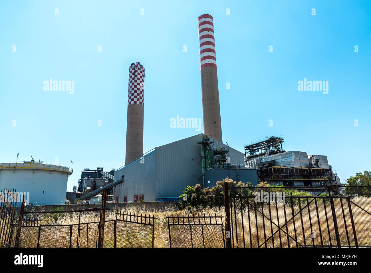 Gela eni hi-res stock photography and images - Alamy