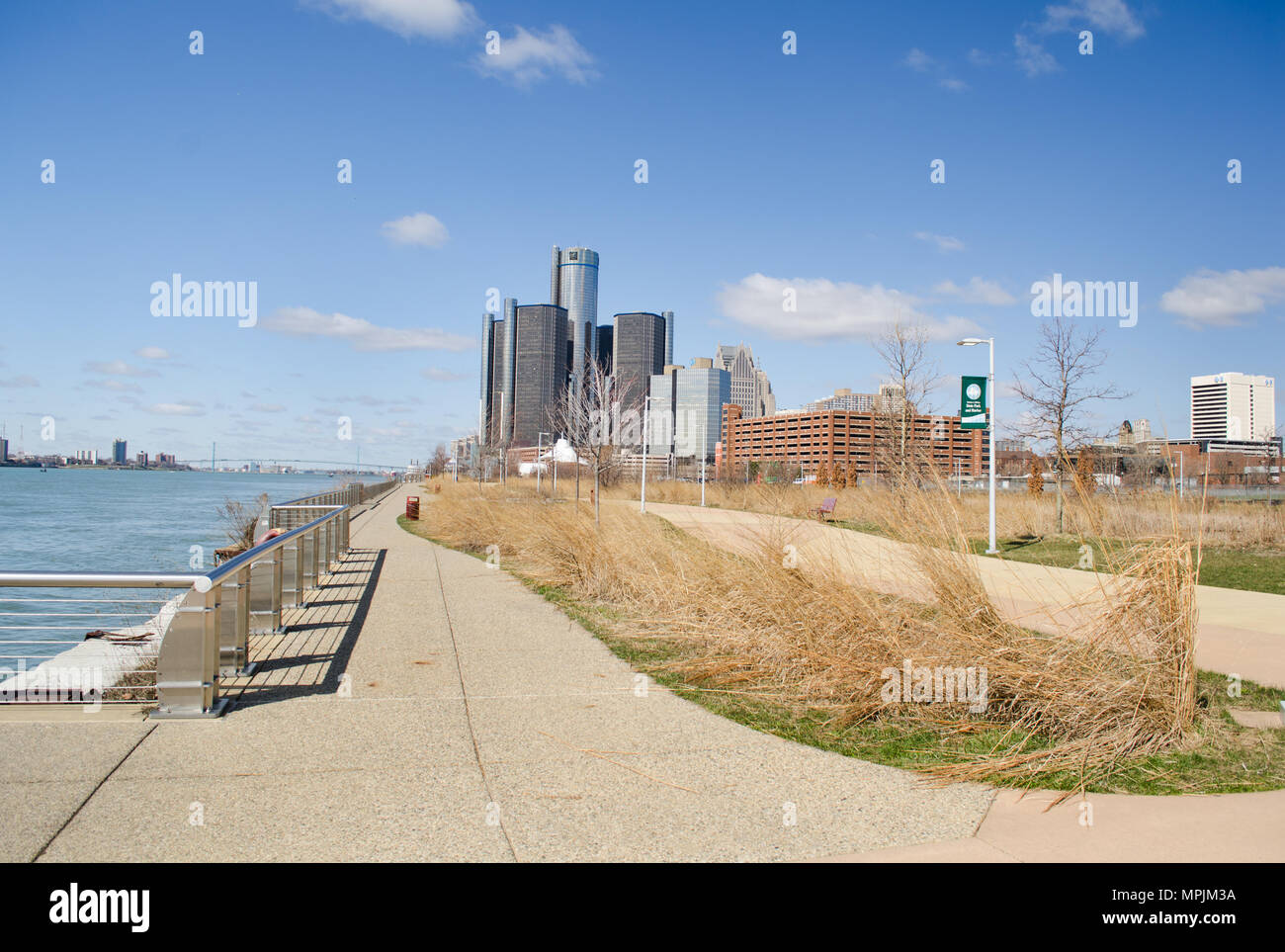 Detroit River Walk, Spring 2018 Stock Photo - Alamy