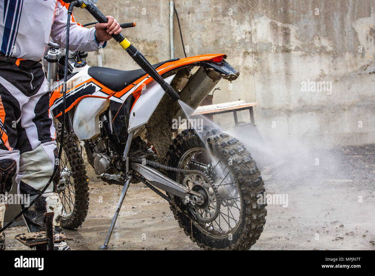 Wipe wheel clean motorcycle hi-res stock photography and images - Alamy