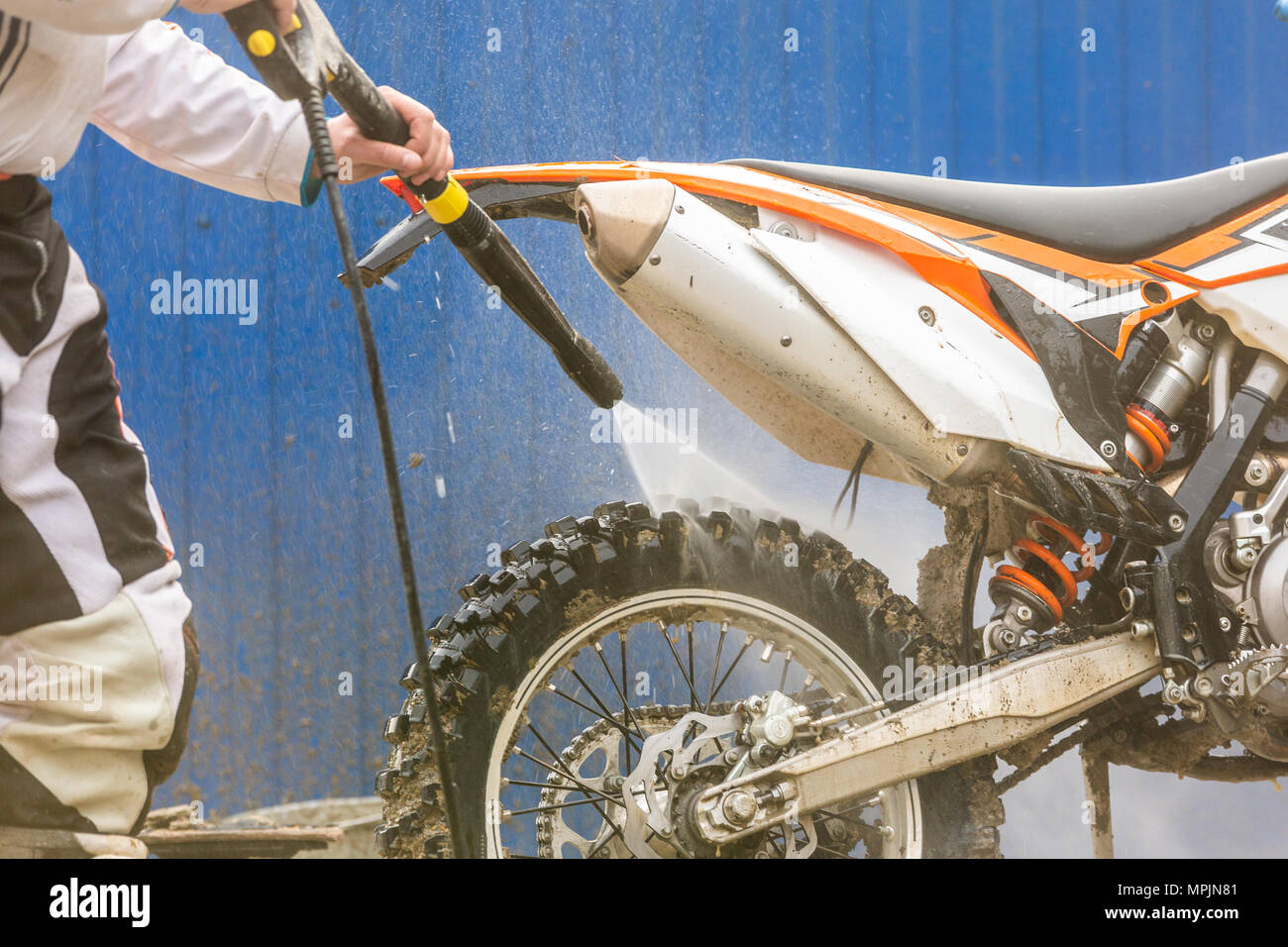 Wipe wheel clean motorcycle hi-res stock photography and images - Alamy