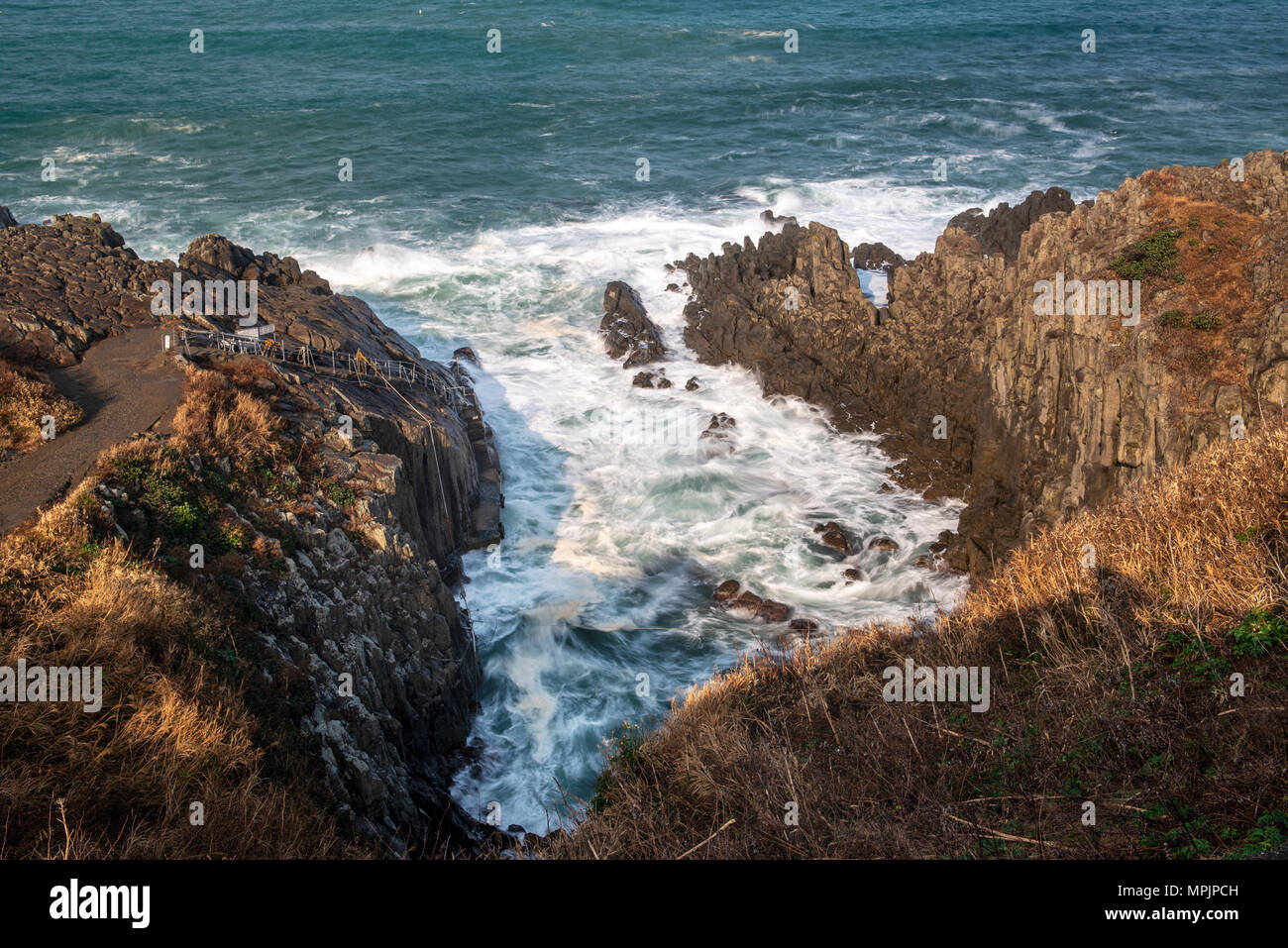 Waves hitting the sea shore. Tojinbo Cliff, Fukui prefecture, japan ...