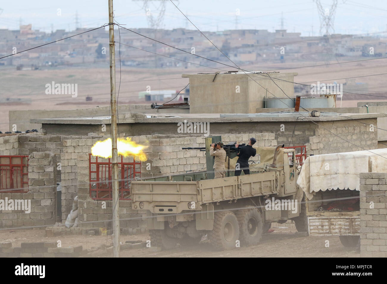 Members of the 9th Iraqi Army Division, supported by Combined Joint ...