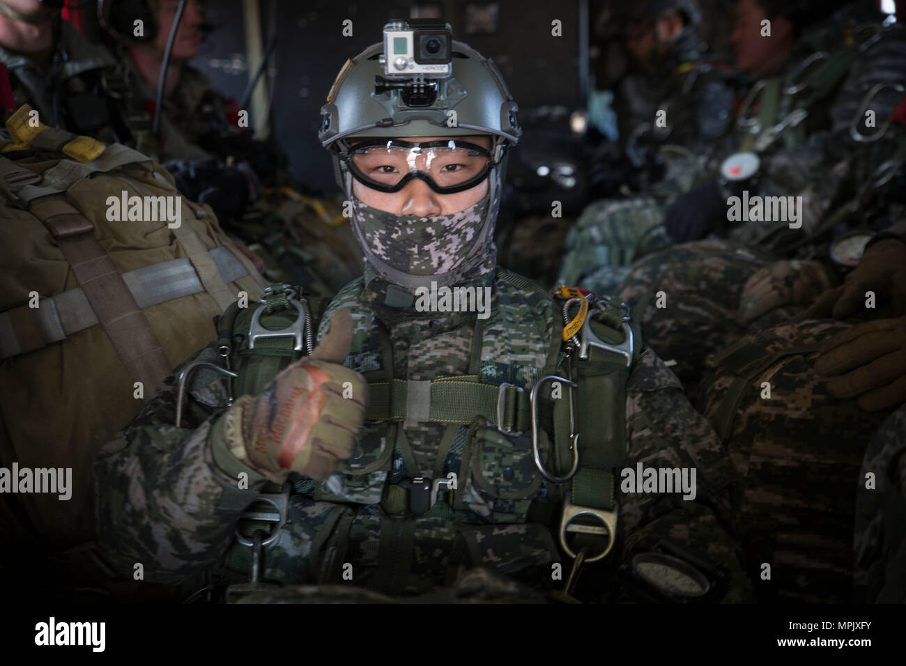 A Republic of Korea Marine with 1st Reconnaissance Battalion, 1st ...