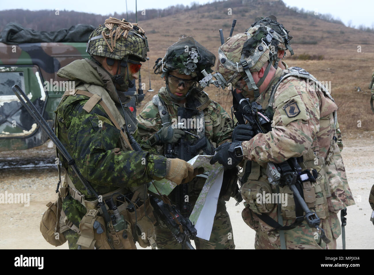 Leaders recon hi-res stock photography and images - Alamy