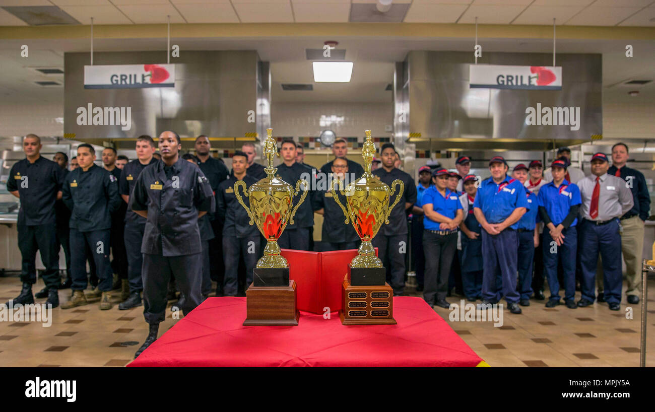 Mess attendant hi-res stock photography and images - Alamy