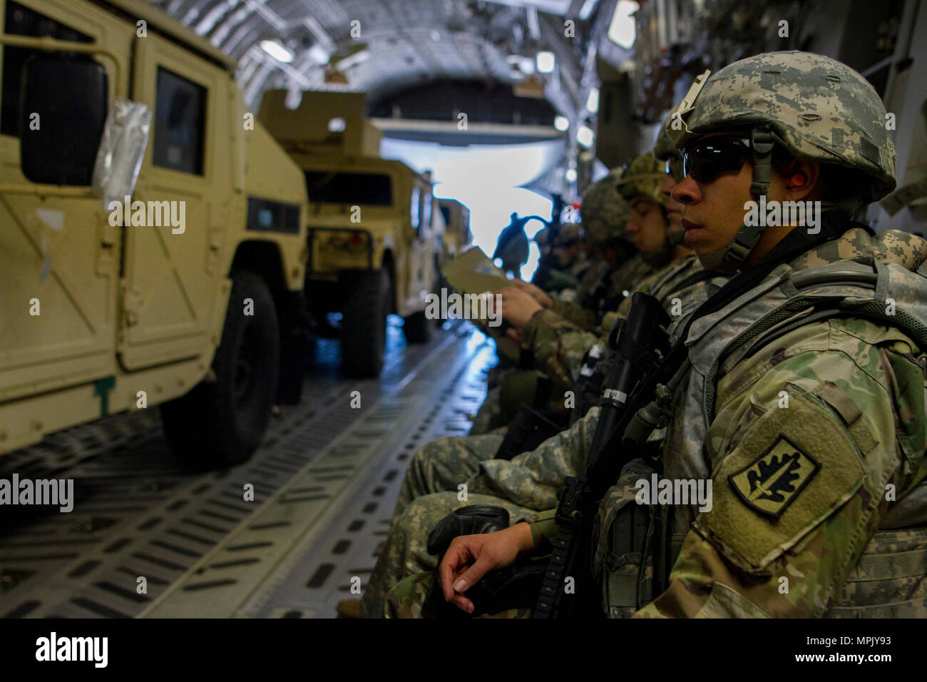 423rd military police company hi-res stock photography and images - Alamy