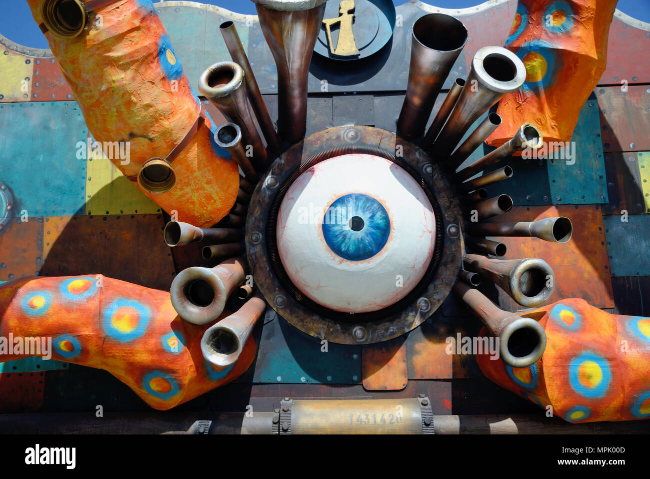 One eyed giant hi-res stock photography and images - Alamy