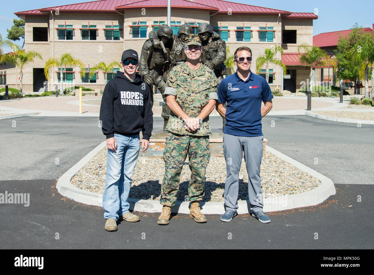 U. S. Marine Corps Col. Mount, center, Commanding Officer, Wounded ...
