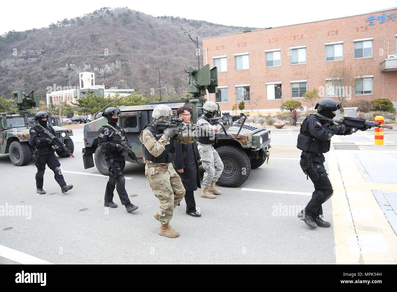 188th mp bn hi-res stock photography and images - Alamy