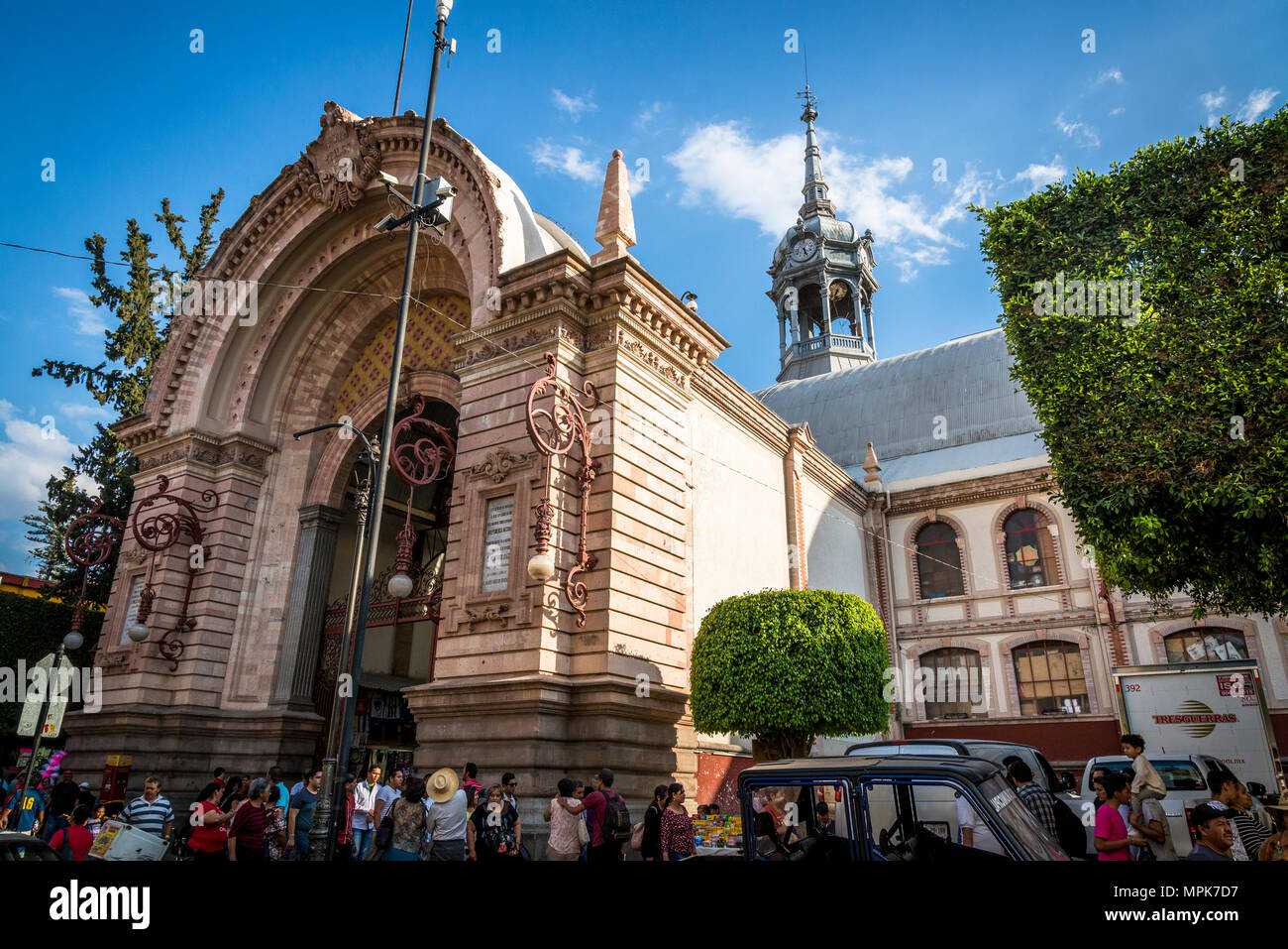 Mercado hidalgo hi-res stock photography and images - Alamy