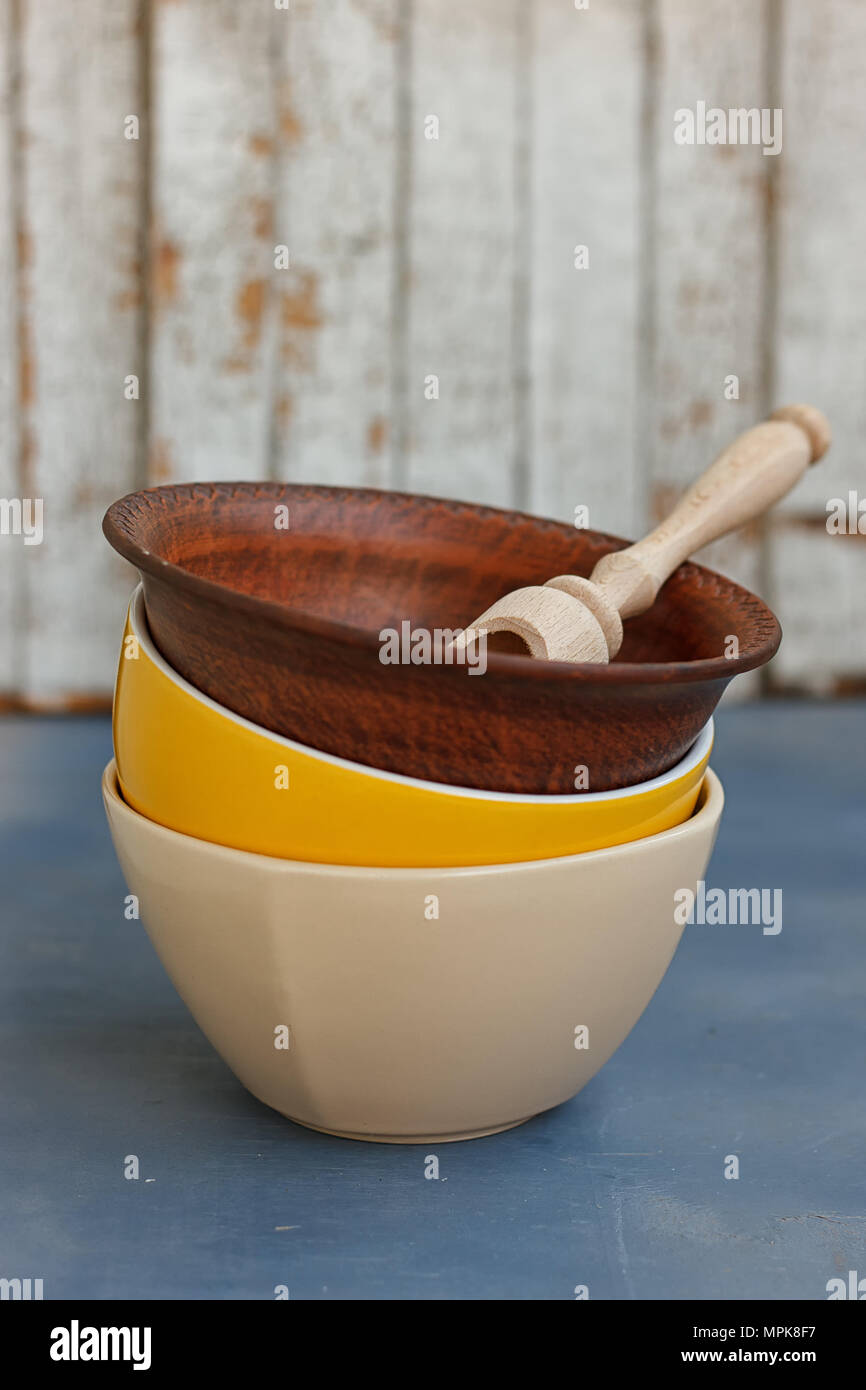 Stack wooden bowls hi-res stock photography and images - Alamy