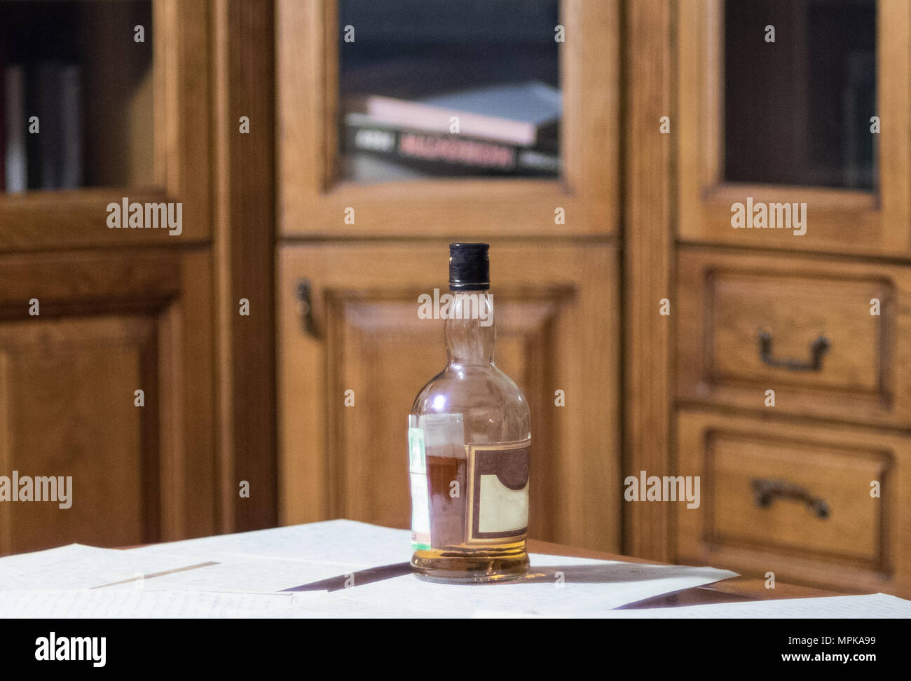 Alcoholic drinks on coffee table hi-res stock photography and images ...