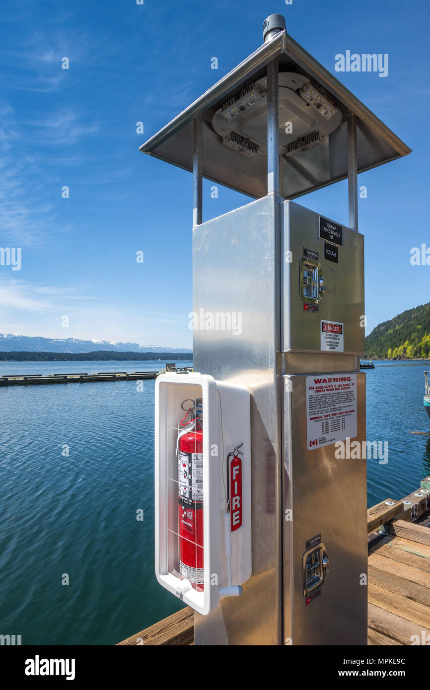 Dockside equipment hi-res stock photography and images - Alamy