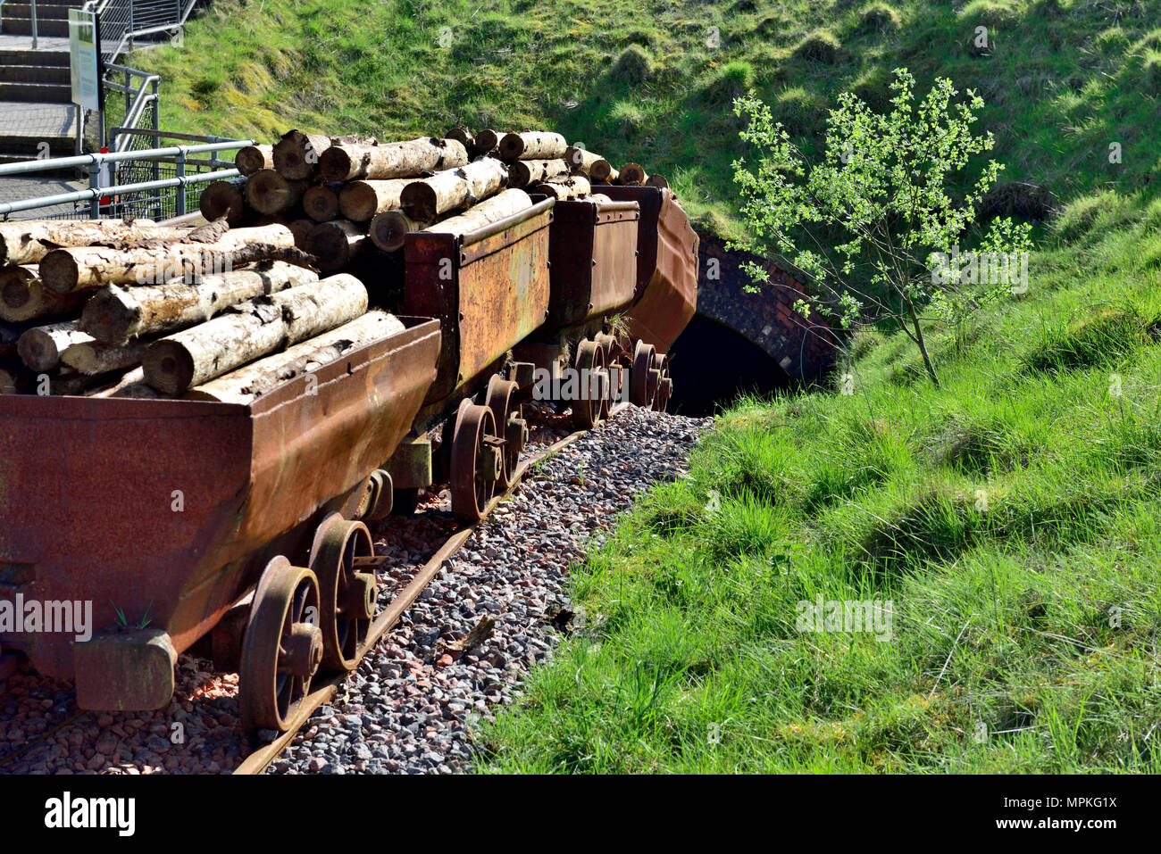 Wales mine hi-res stock photography and images - Alamy