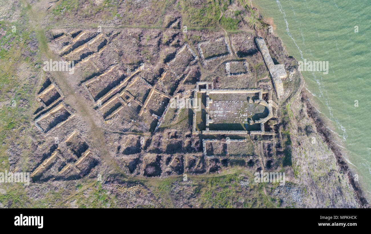Ruins argamum fortress dobrogea hi-res stock photography and images - Alamy