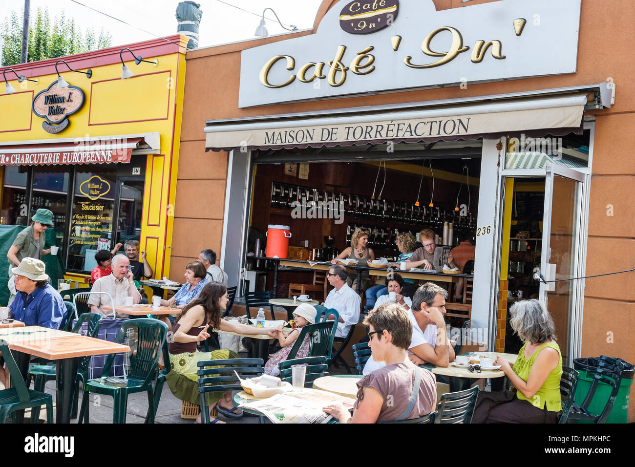 Food in cafe hi-res stock photography and images - Alamy