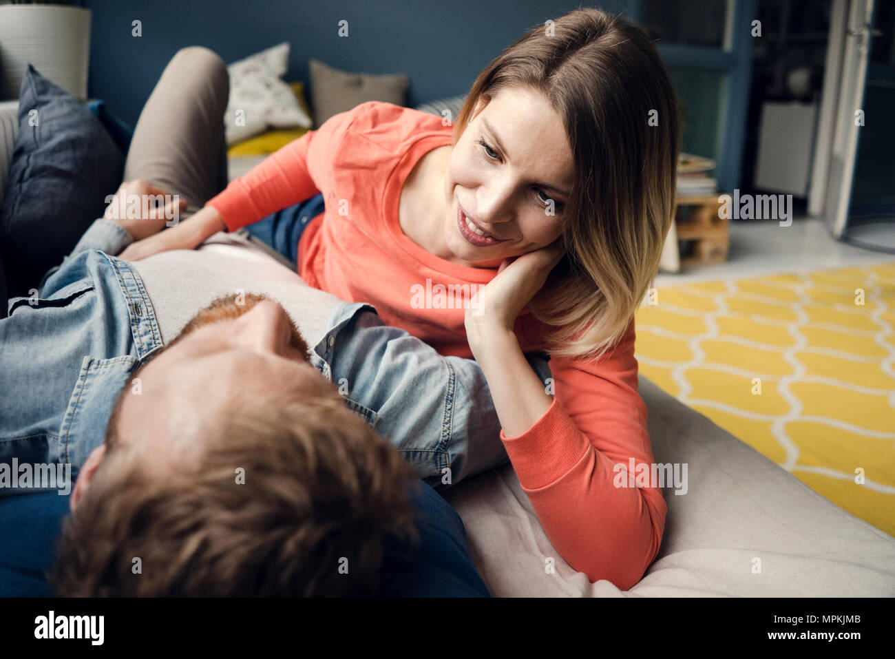 Two couples and talking hi-res stock photography and images - Alamy